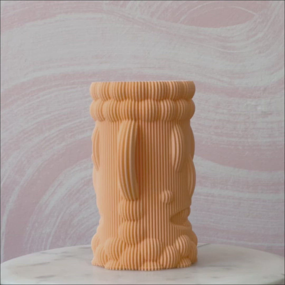 Two Faced Vase – Me Make Pretty